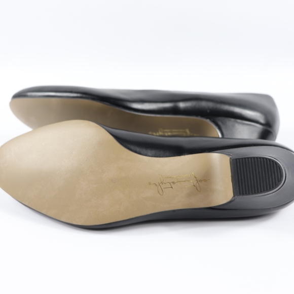 Shoes | Soft Syle Hush Puppies Womens 7 Low Heel Shoes | Poshmark